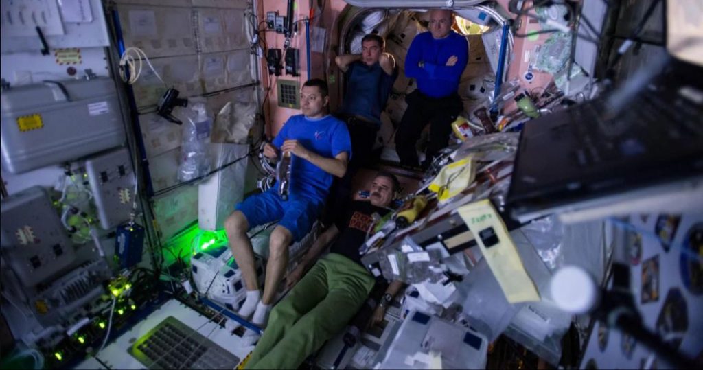 Astronauts NASA Can Watch Movies in Space | InFeed